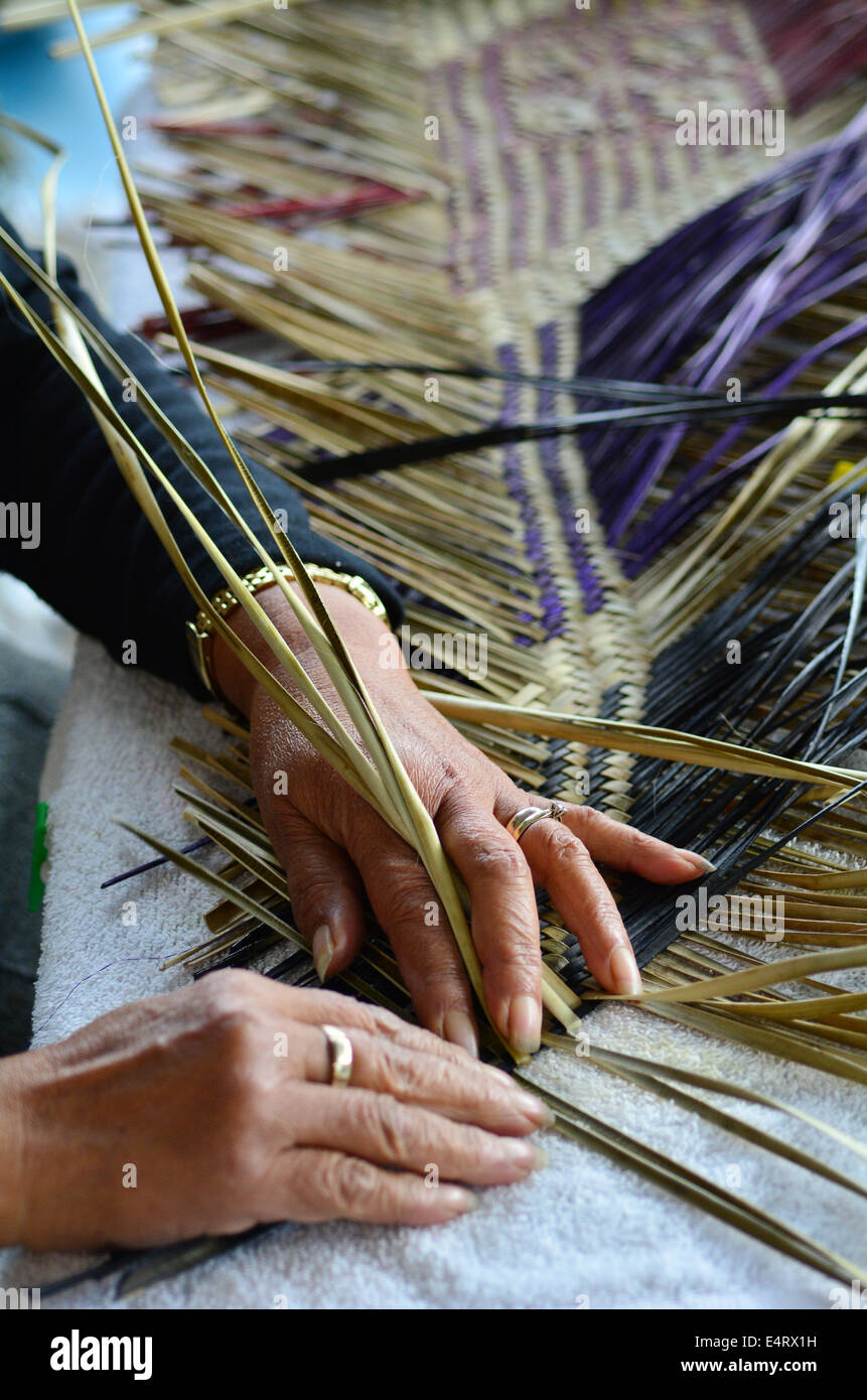 Maori Weaving Stock Photos & Maori Weaving Stock Images - Alamy