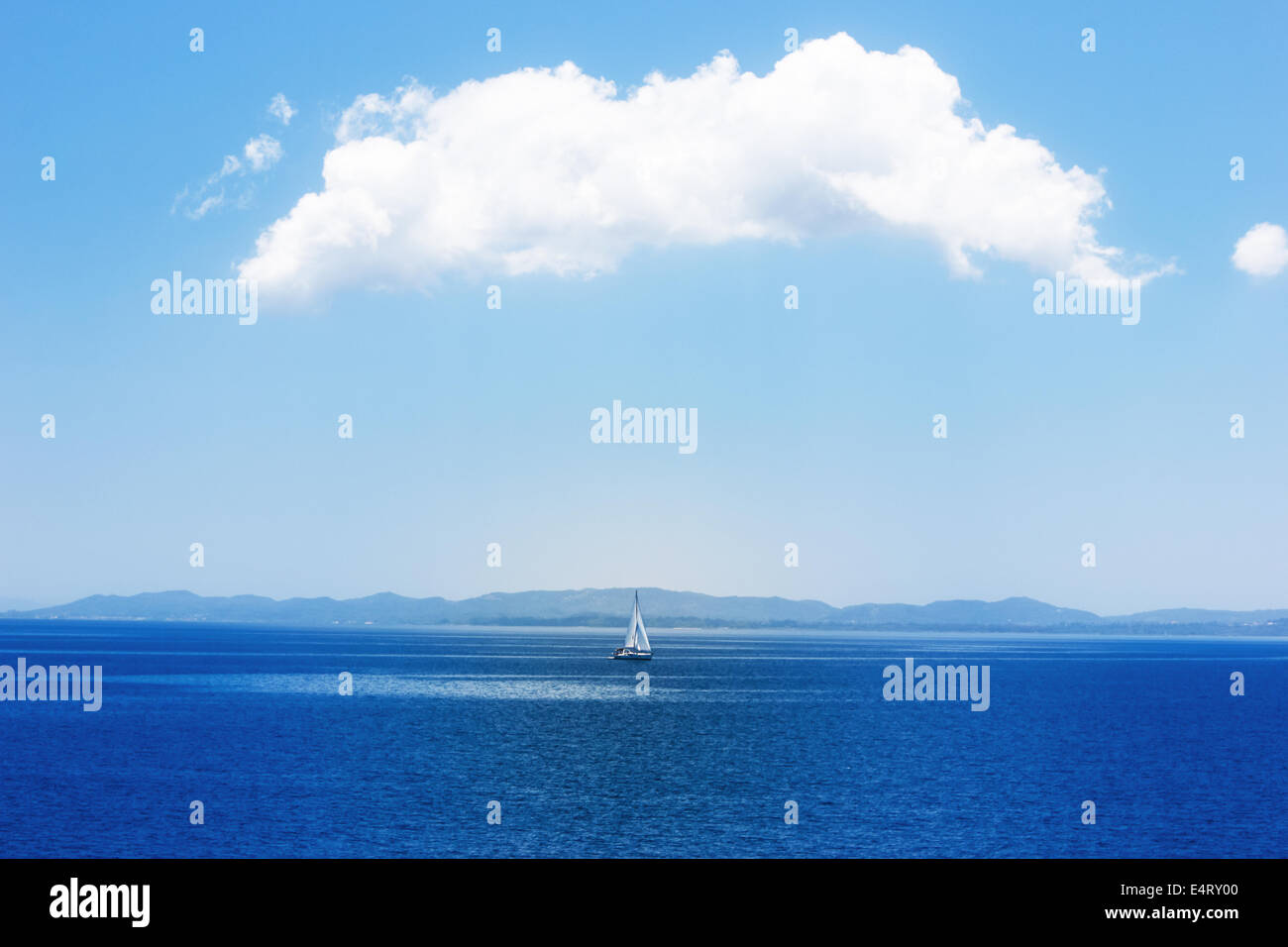 Open sea boat hi-res stock photography and images - Alamy