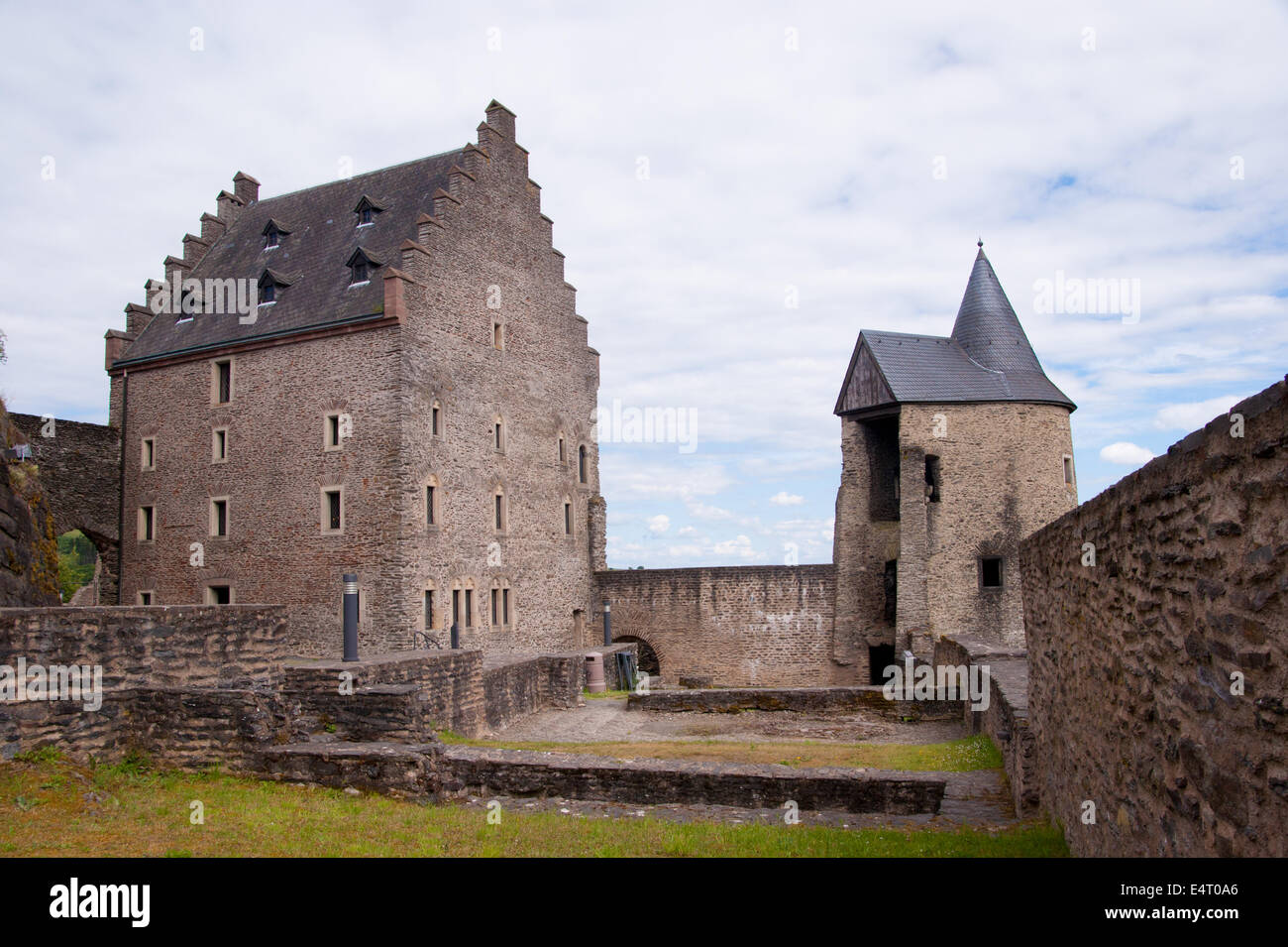 Luxembourg castle from outside hi-res stock photography and images - Alamy