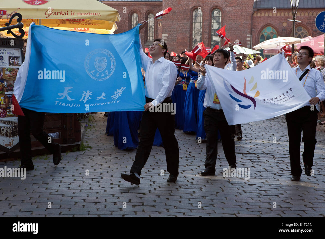 Parade flags of all nations hi-res stock photography and images - Alamy