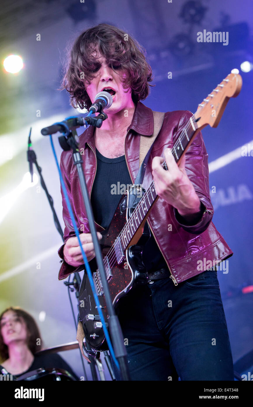 Anglo welsh band hi-res stock photography and images - Alamy