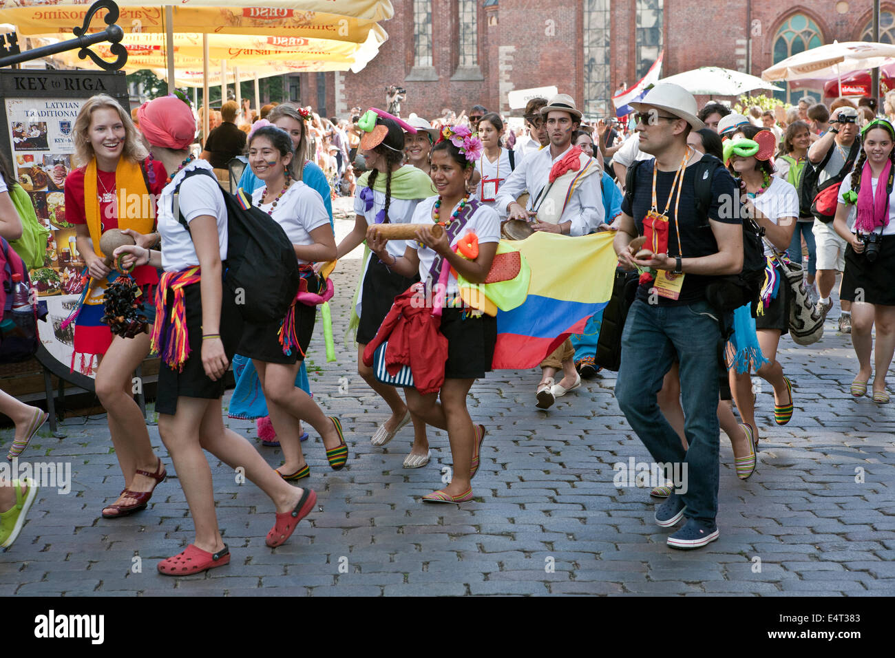 Parade flags of all nations hi-res stock photography and images - Alamy