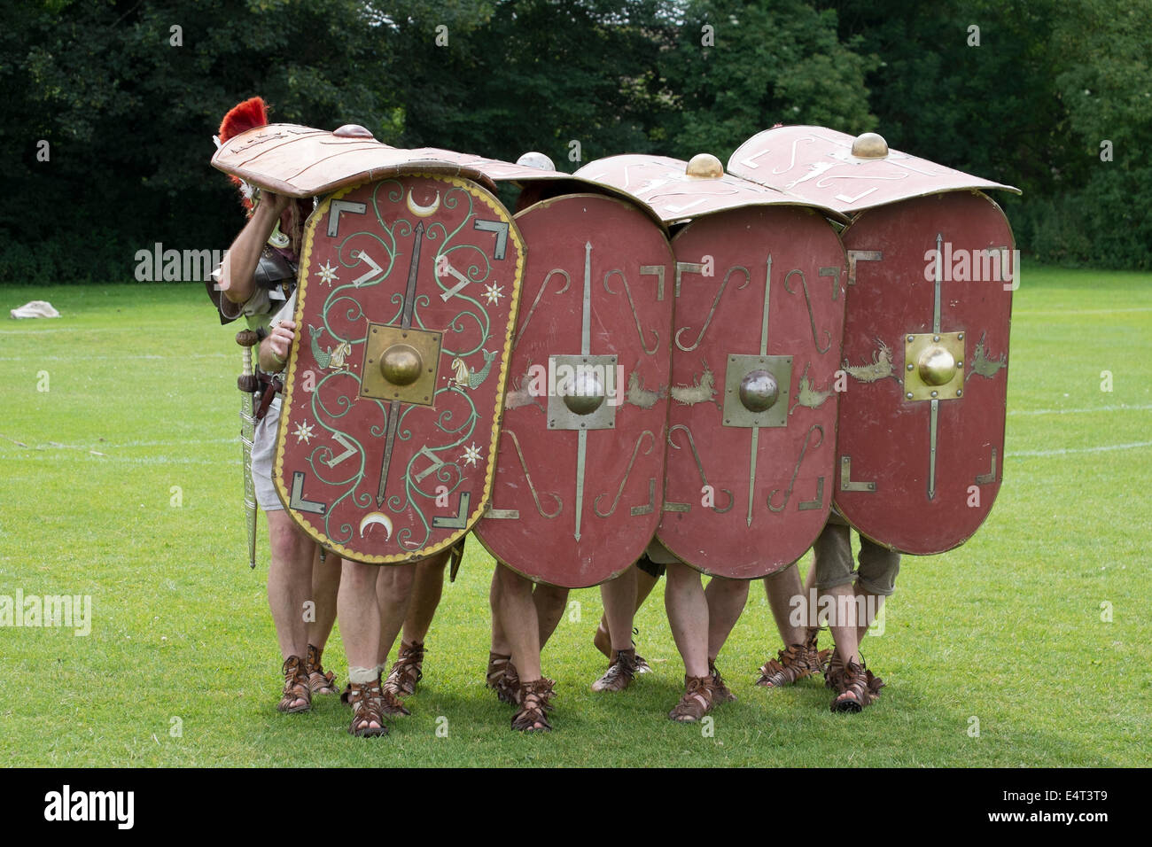 Roman soldiers defensive shields Stock Photo - Alamy