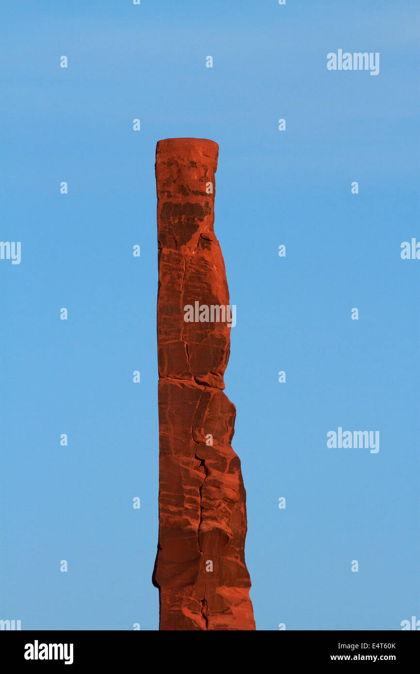 Totem Pole rock column, Monument Valley, Navajo Nation, Utah/Arizona ...