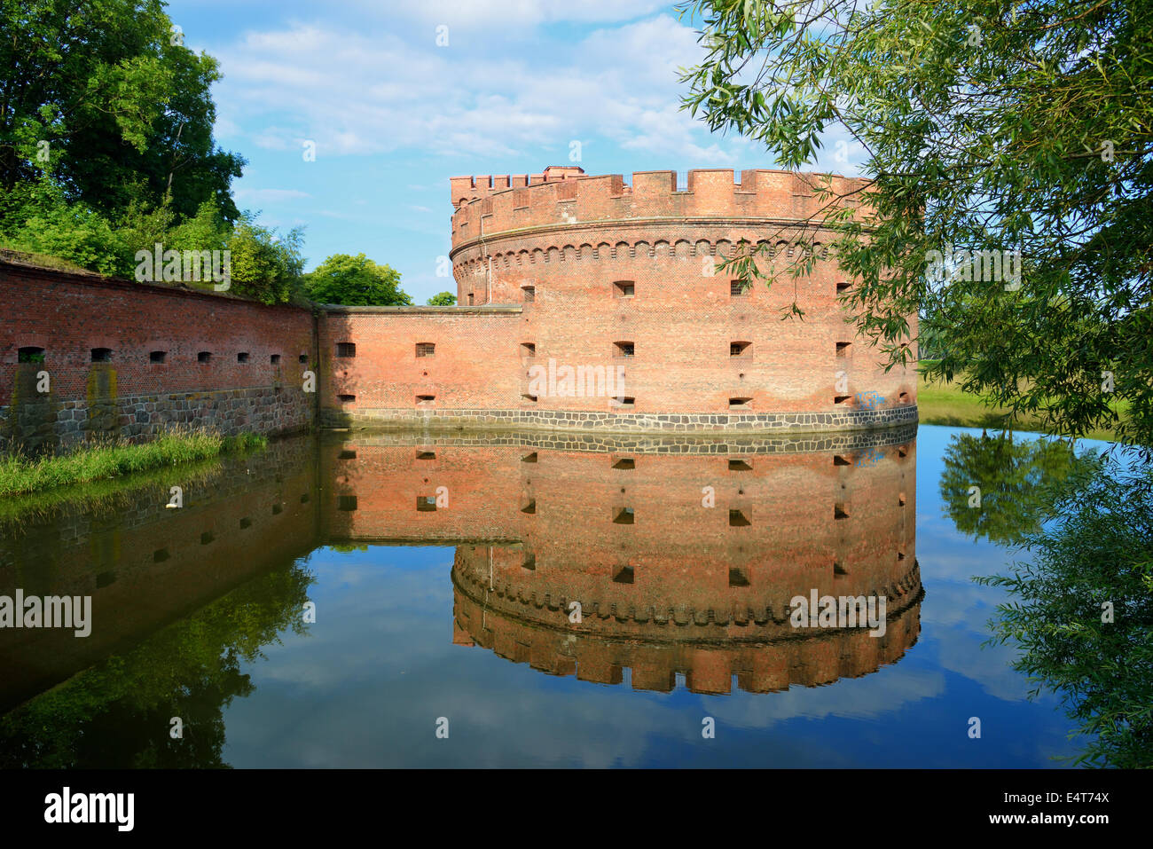 Defensive fortification fort in hi-res stock photography and images - Alamy