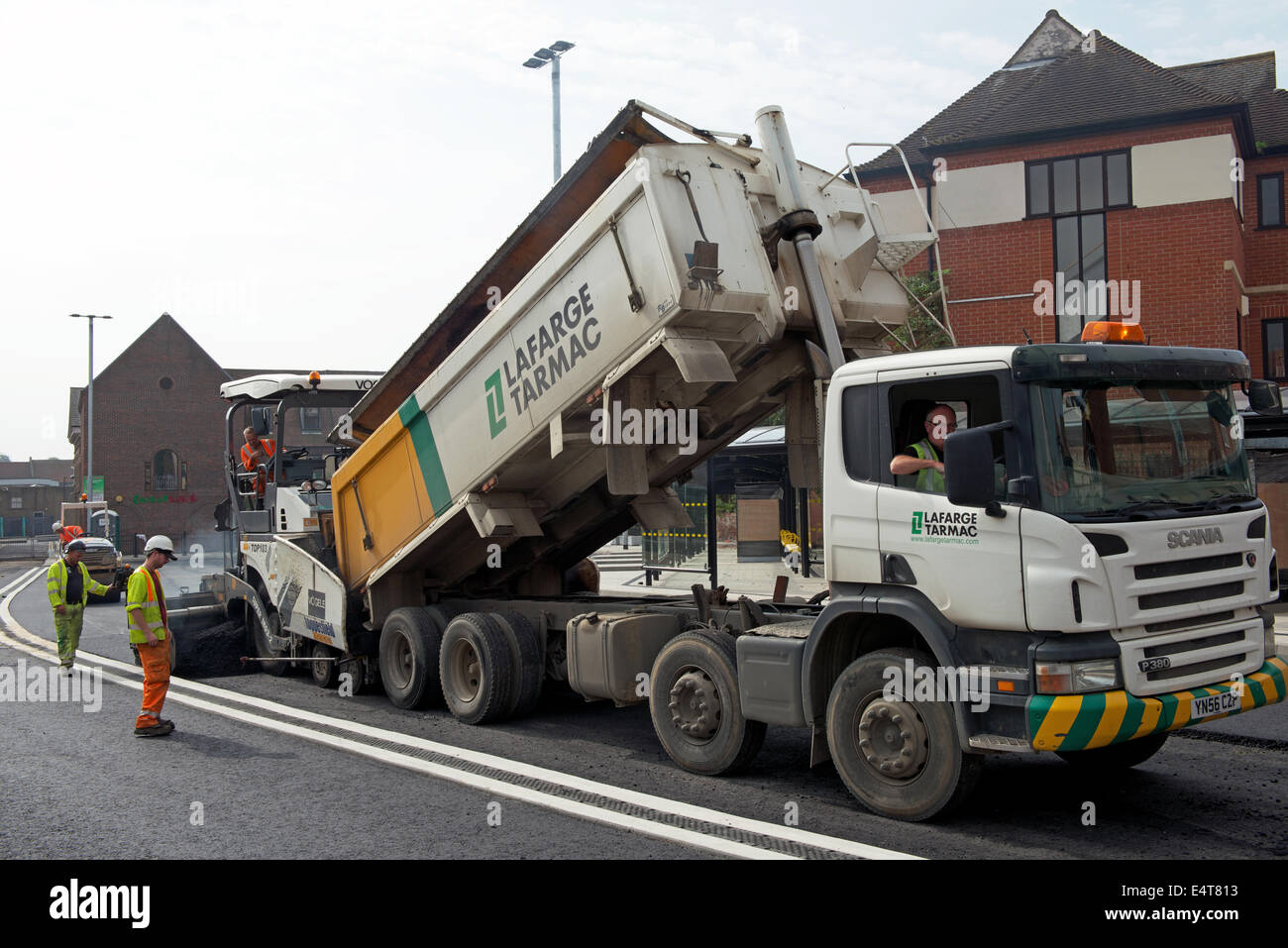 Relaying road surface hi-res stock photography and images - Alamy Relaying road surface hi-res stock photography and images - Alamy
