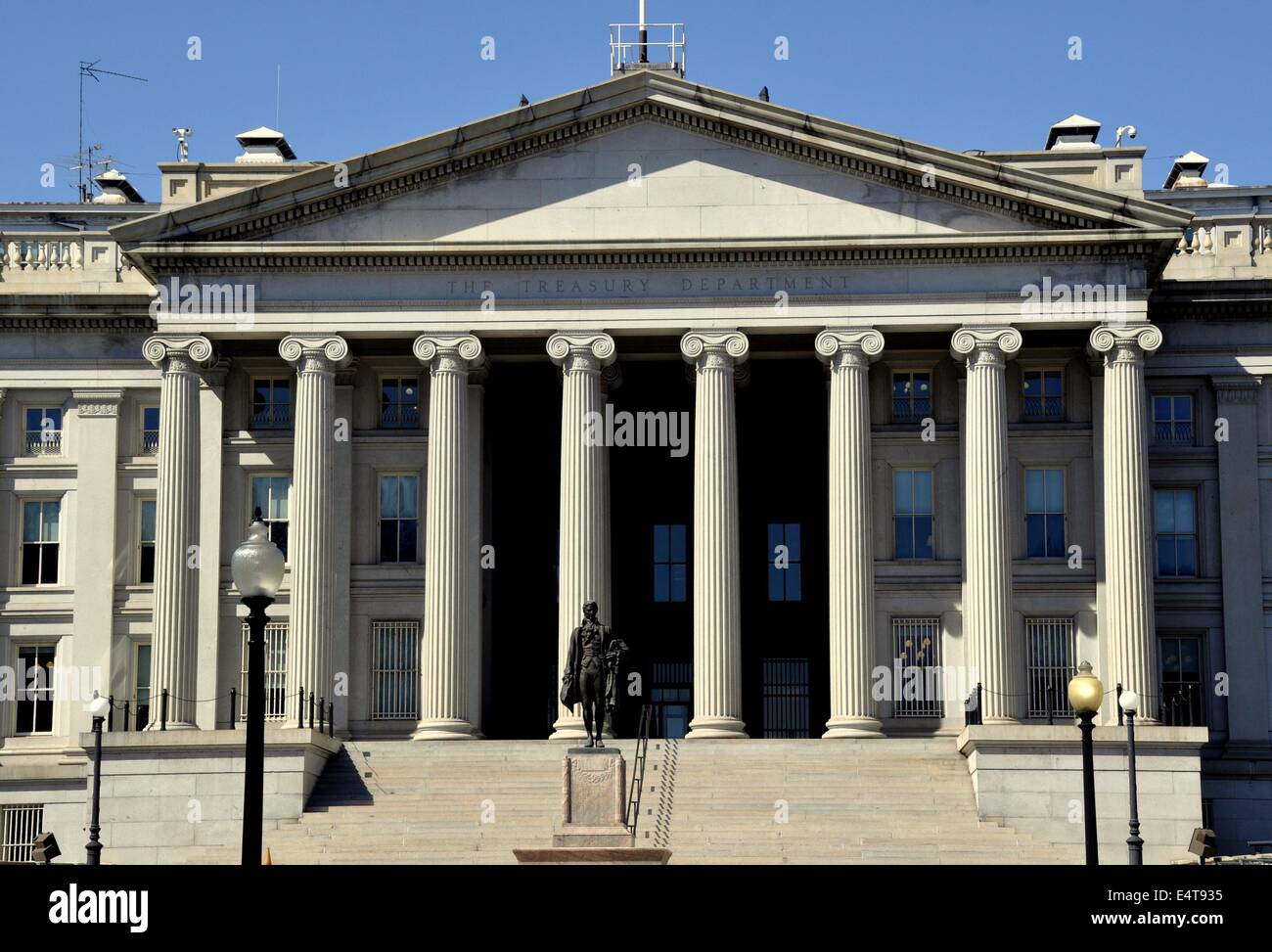 Washington, DC: A statue of Alexander Hamilton in front of the United ...