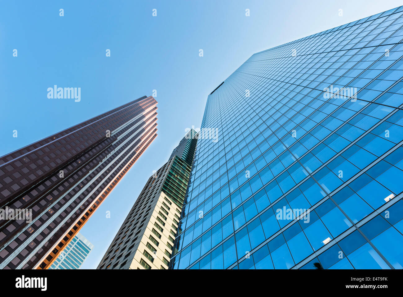Toronto skyscrapers shot from outside hi-res stock photography and ...