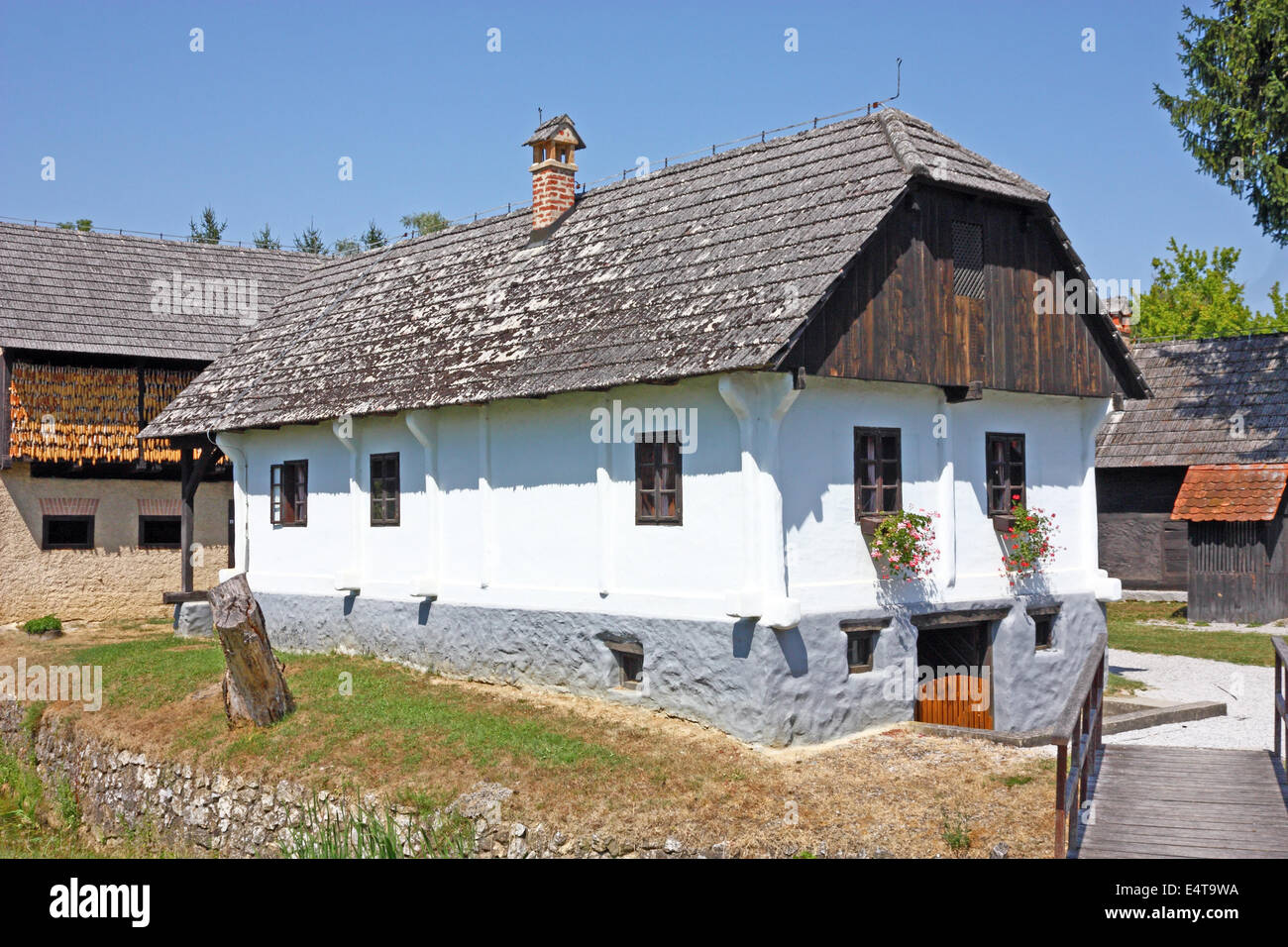 Traditional peasant house hi-res stock photography and images - Alamy