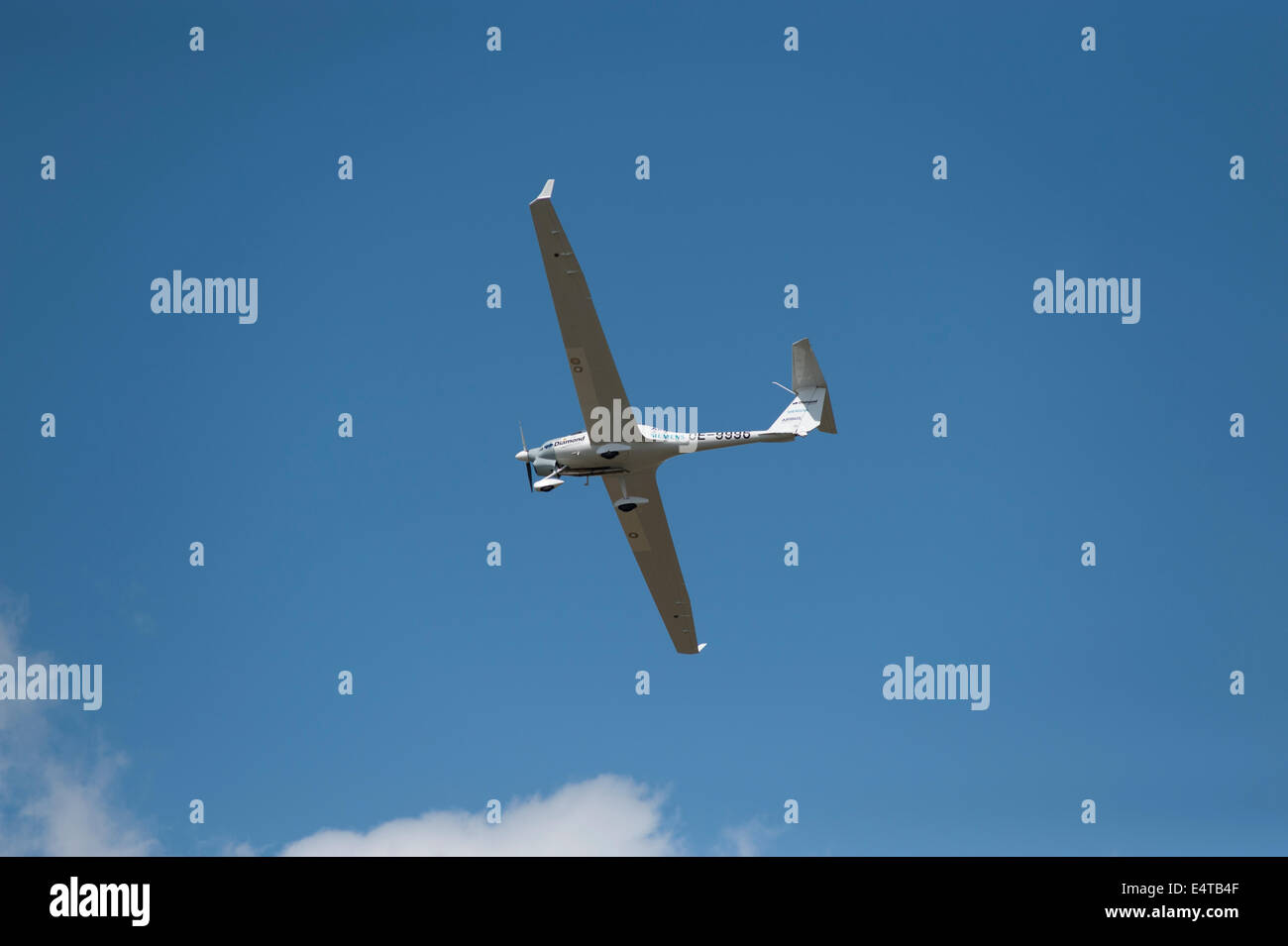 Diamond Aircraft Industries Diamond HK-36 E Star, Hybrid Aircraft at ...