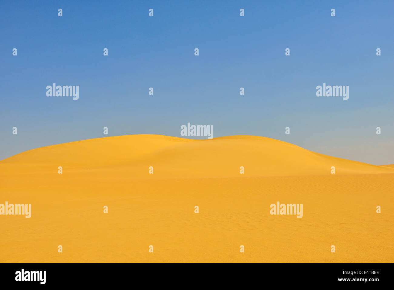 Picture in desert without people hi-res stock photography and images ...