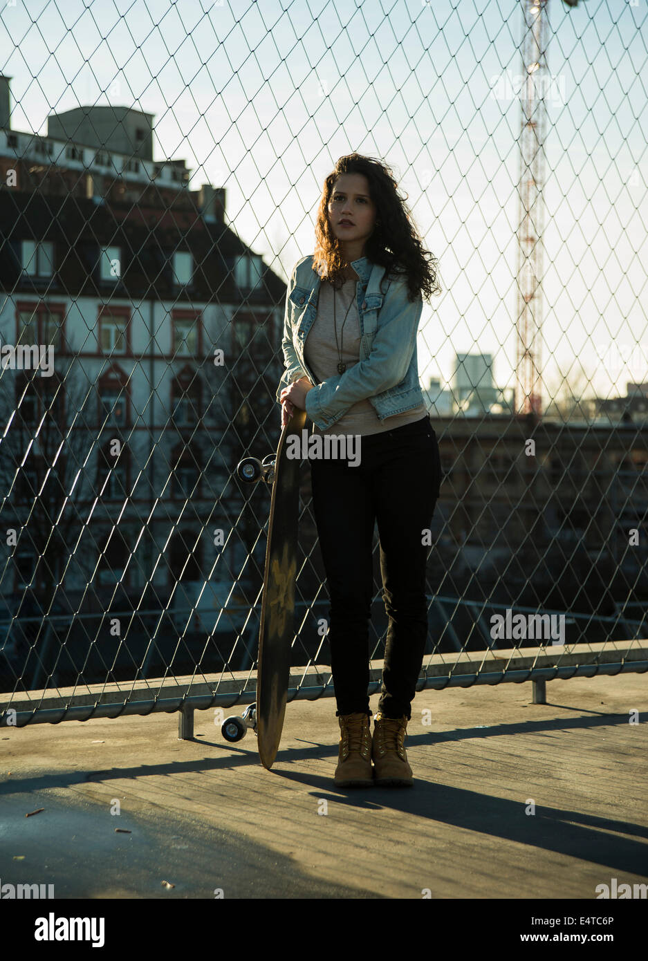 Wearing only one shoe hi-res stock photography and images - Alamy