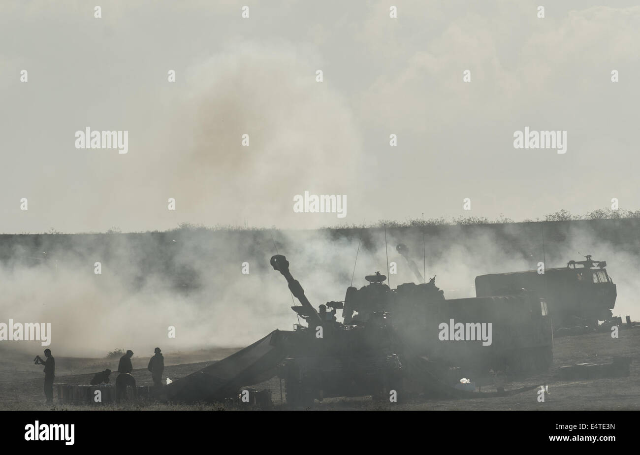 Gaza Border, Operation Protective Edge. 16th July, 2014. An Israeli ...