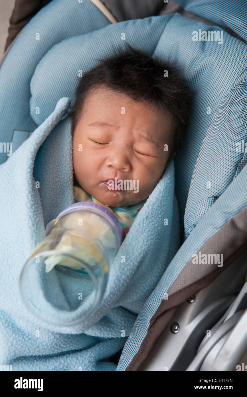Children disgusted faces hi-res stock photography and images - Alamy