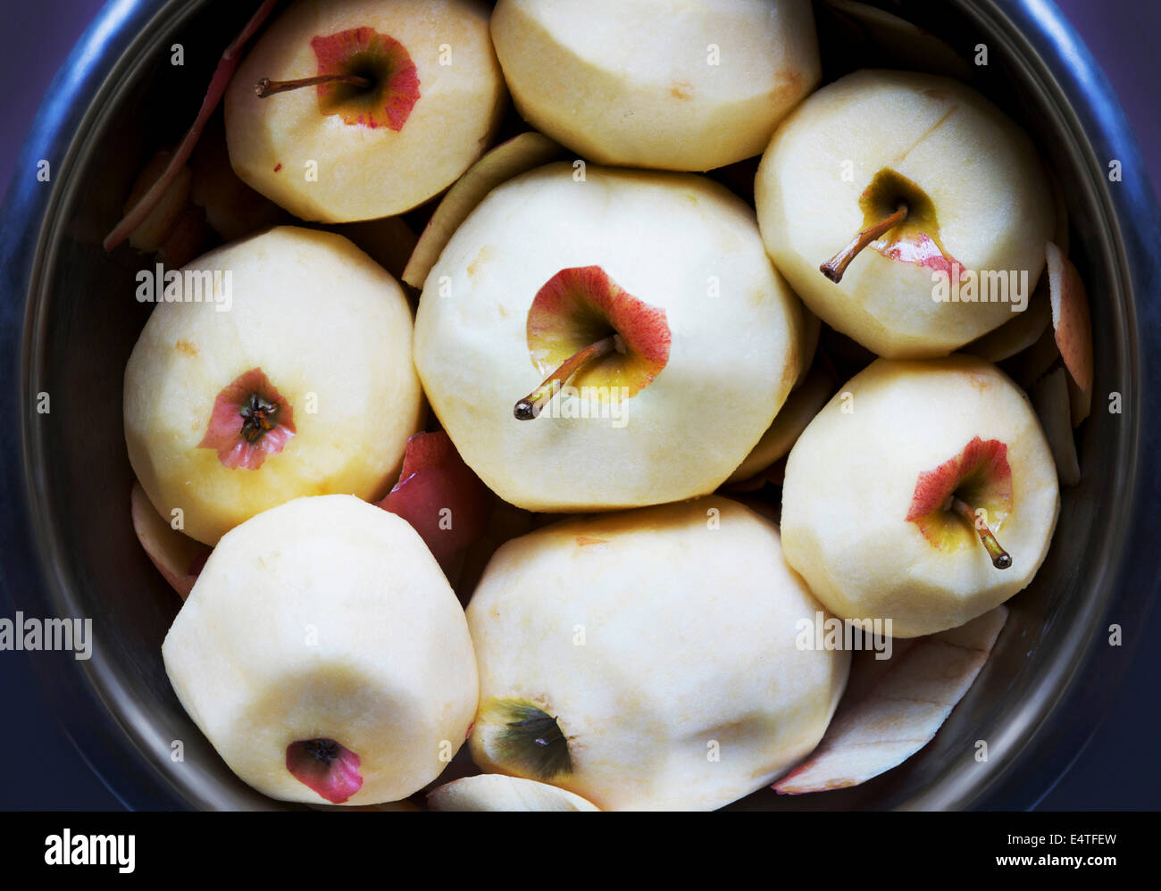 Overhead View of Peeled Apples ready for Baking Stock Photo - Alamy