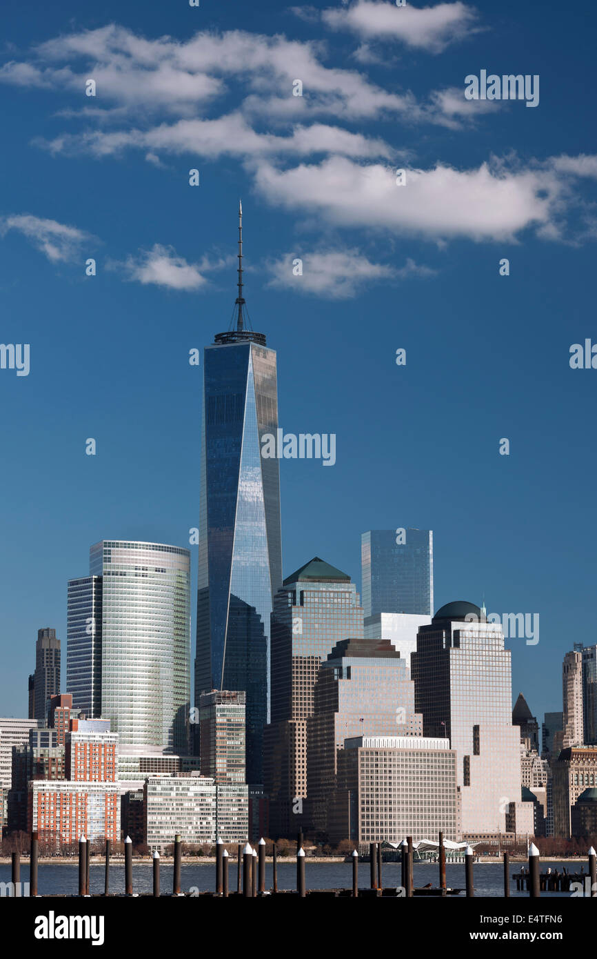 Lower Manhattan Skyline With World Trade Center And One World Trade