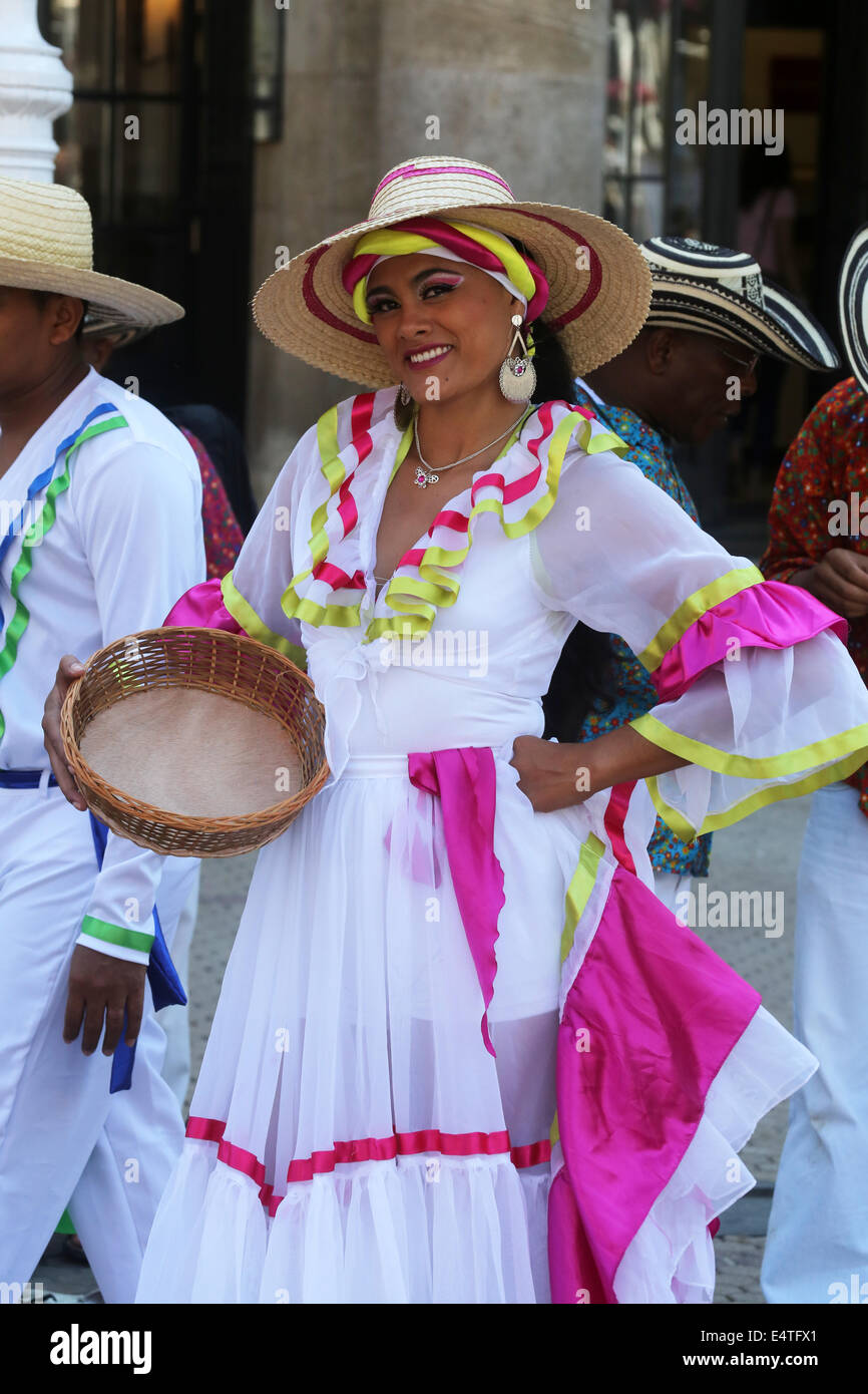 Folk groups Colombia Folklore Foundation from Santiago de Cali, during ...