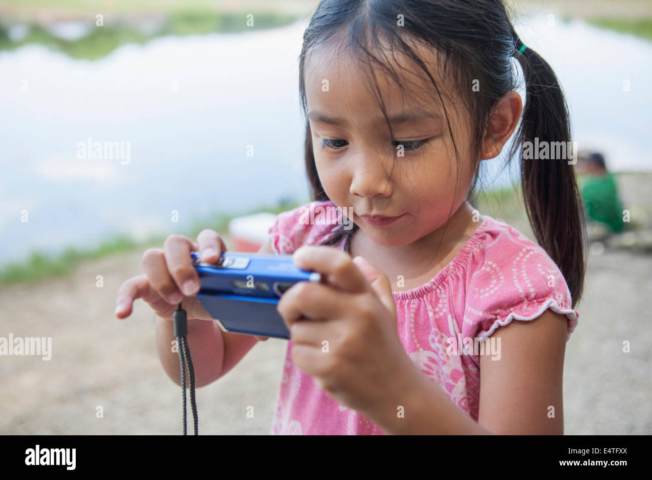 Using digital camera usa us united states hi-res stock photography and ...