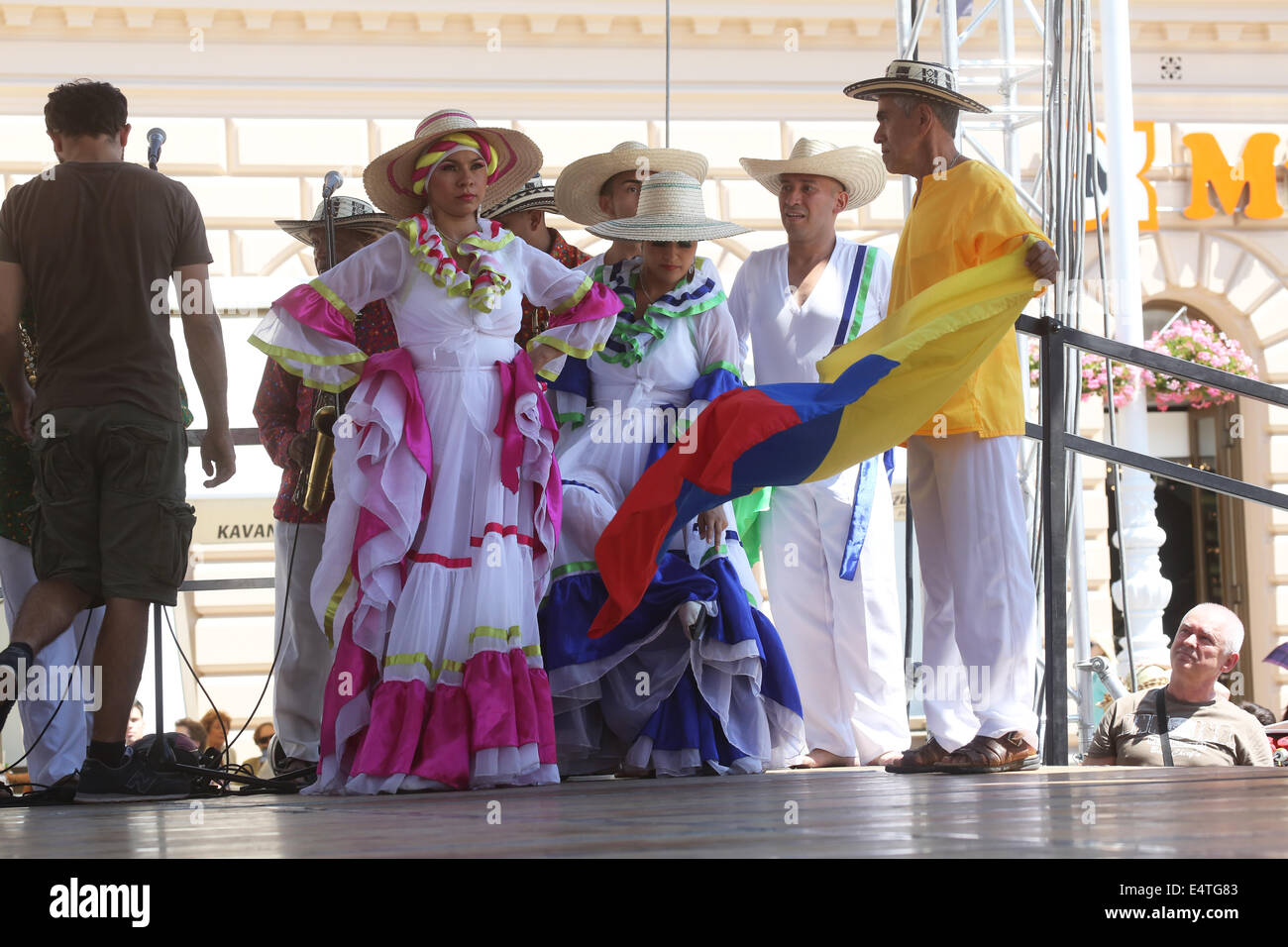 Folk groups Colombia Folklore Foundation from Santiago de Cali, during ...