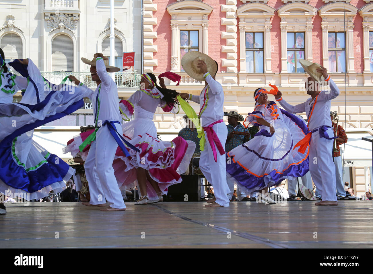 Folk groups Colombia Folklore Foundation from Santiago de Cali, during ...