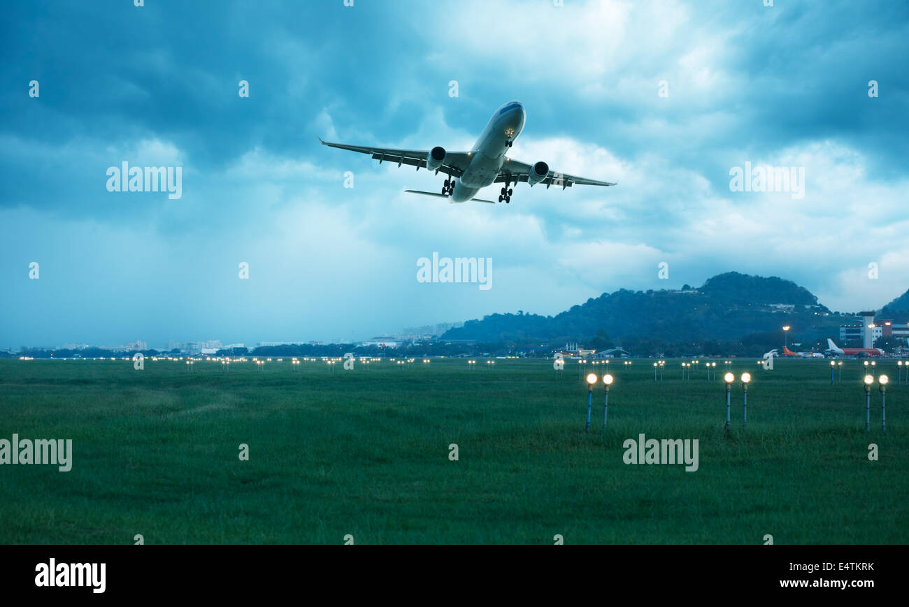 Shot airport from sky hi-res stock photography and images - Alamy