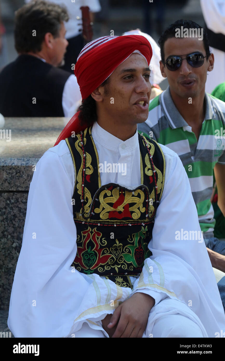 Folk groups Egyptian National Folklore Troupe from Egypt during the ...