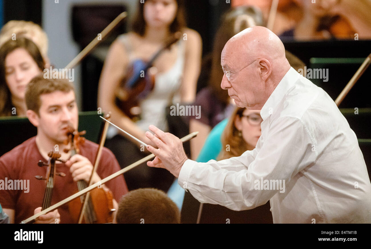 Conductor Christoph Eschenbach rehearses with musicians from the ...