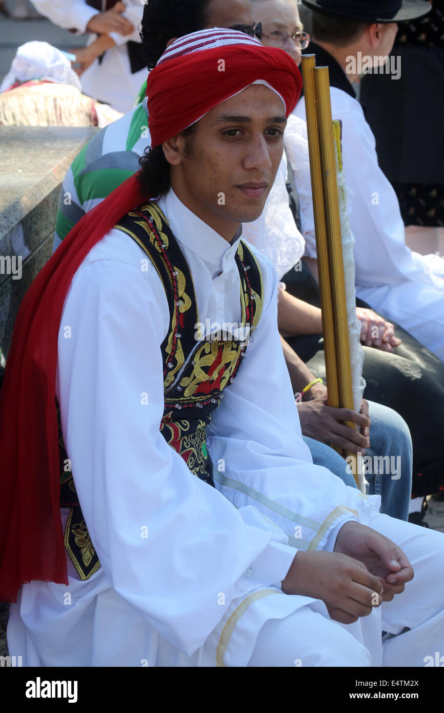 Folk groups Egyptian National Folklore Troupe from Egypt during the ...