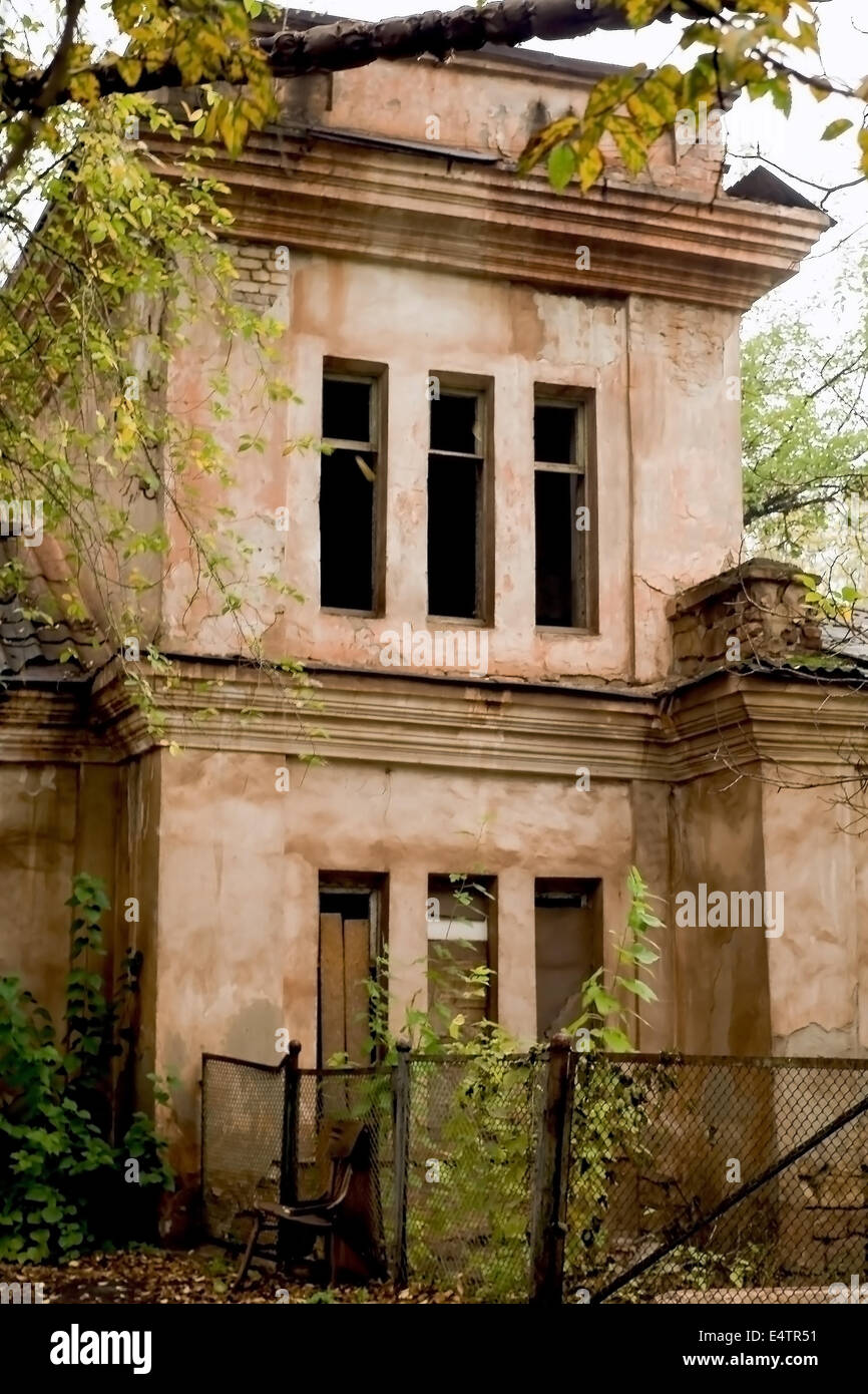 Non residential building hi-res stock photography and images - Alamy