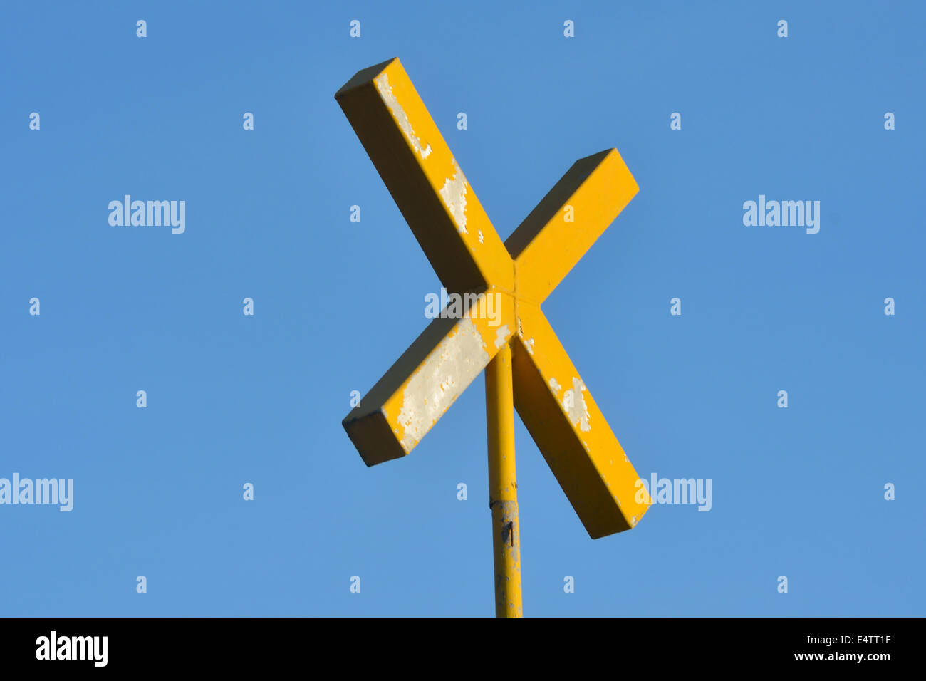 Blue yellow cross hi-res stock photography and images - Alamy