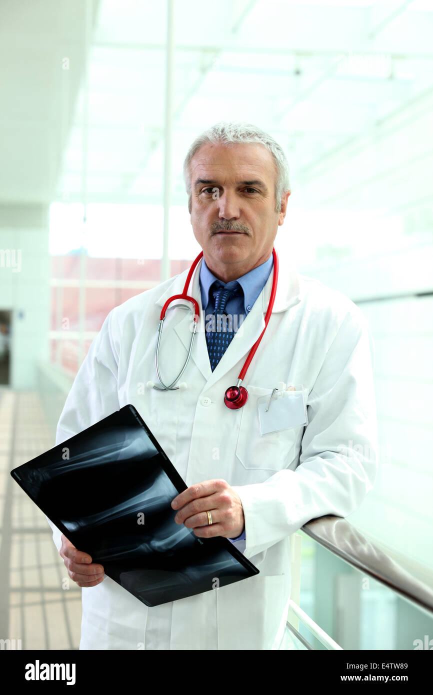doctor with x-ray Stock Photo - Alamy