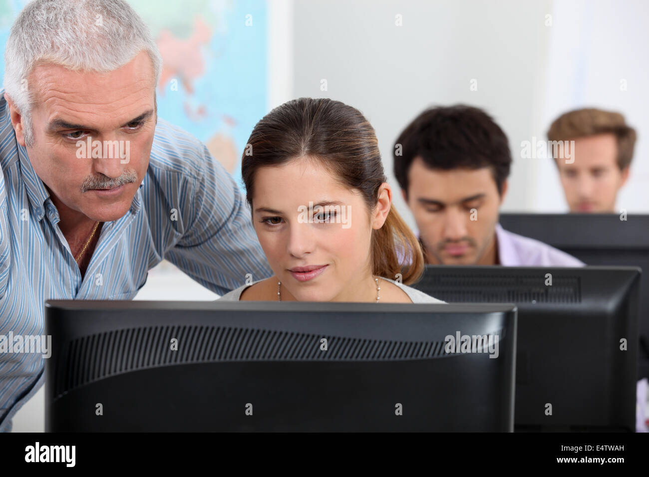 Computer class night hi-res stock photography and images - Alamy
