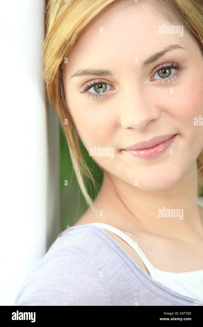 Bright young woman Stock Photo - Alamy