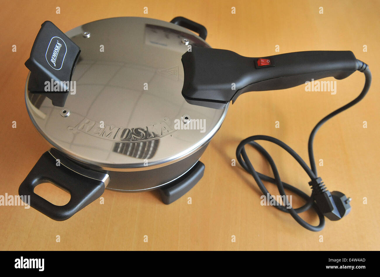 Remoska company which produces electric baking dish Remoska began to ...