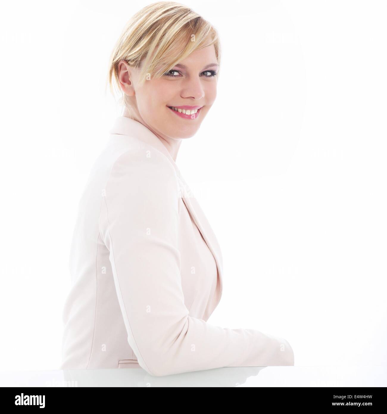 Side profile of beautiful young businesswoman Stock Photo - Alamy