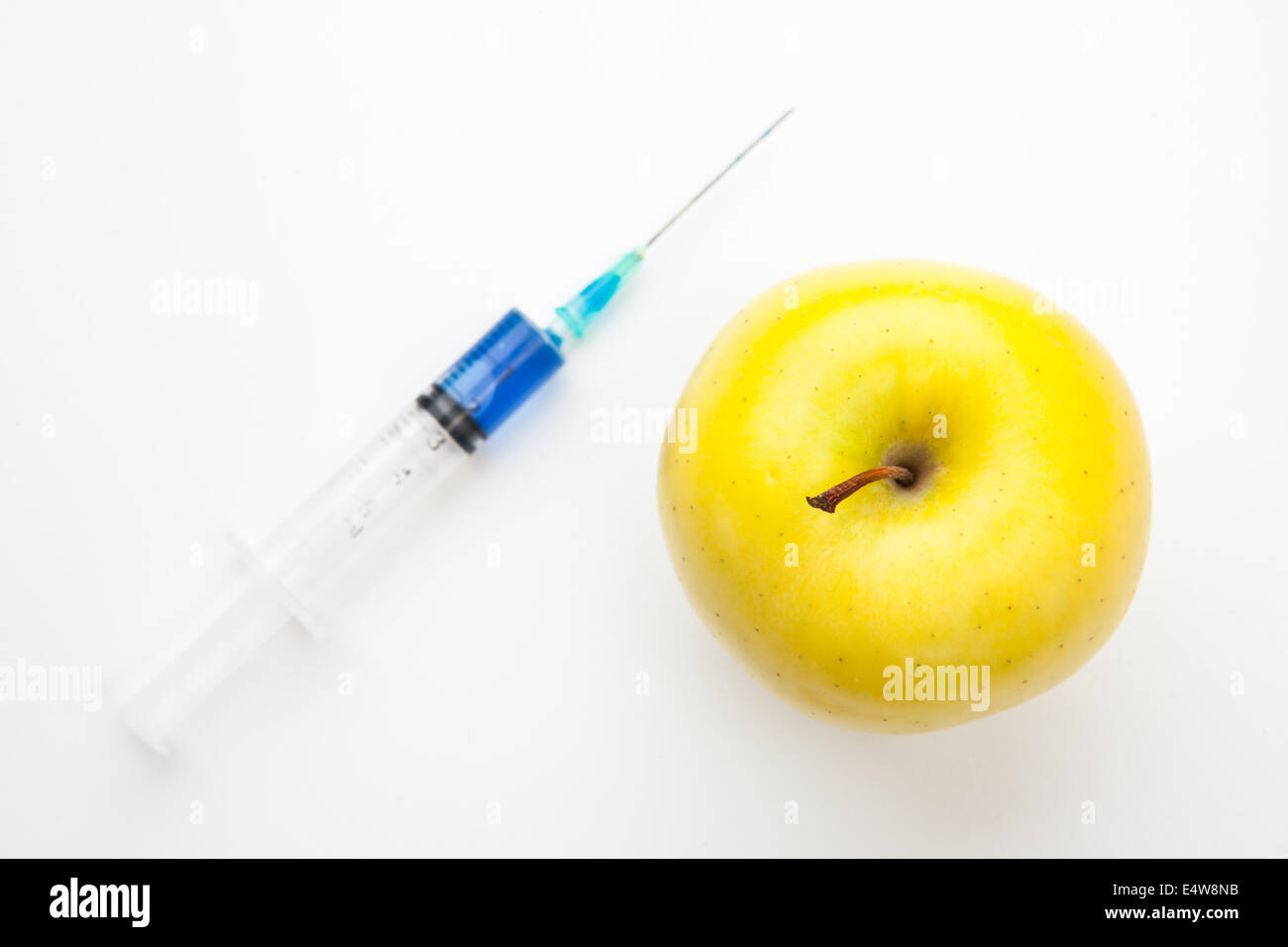 Blue apple fruit genetically modified hi-res stock photography and ...