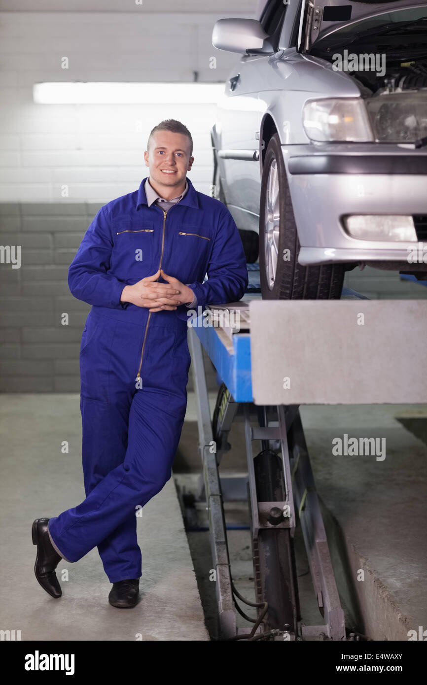Front view of a mechanic Stock Photo - Alamy