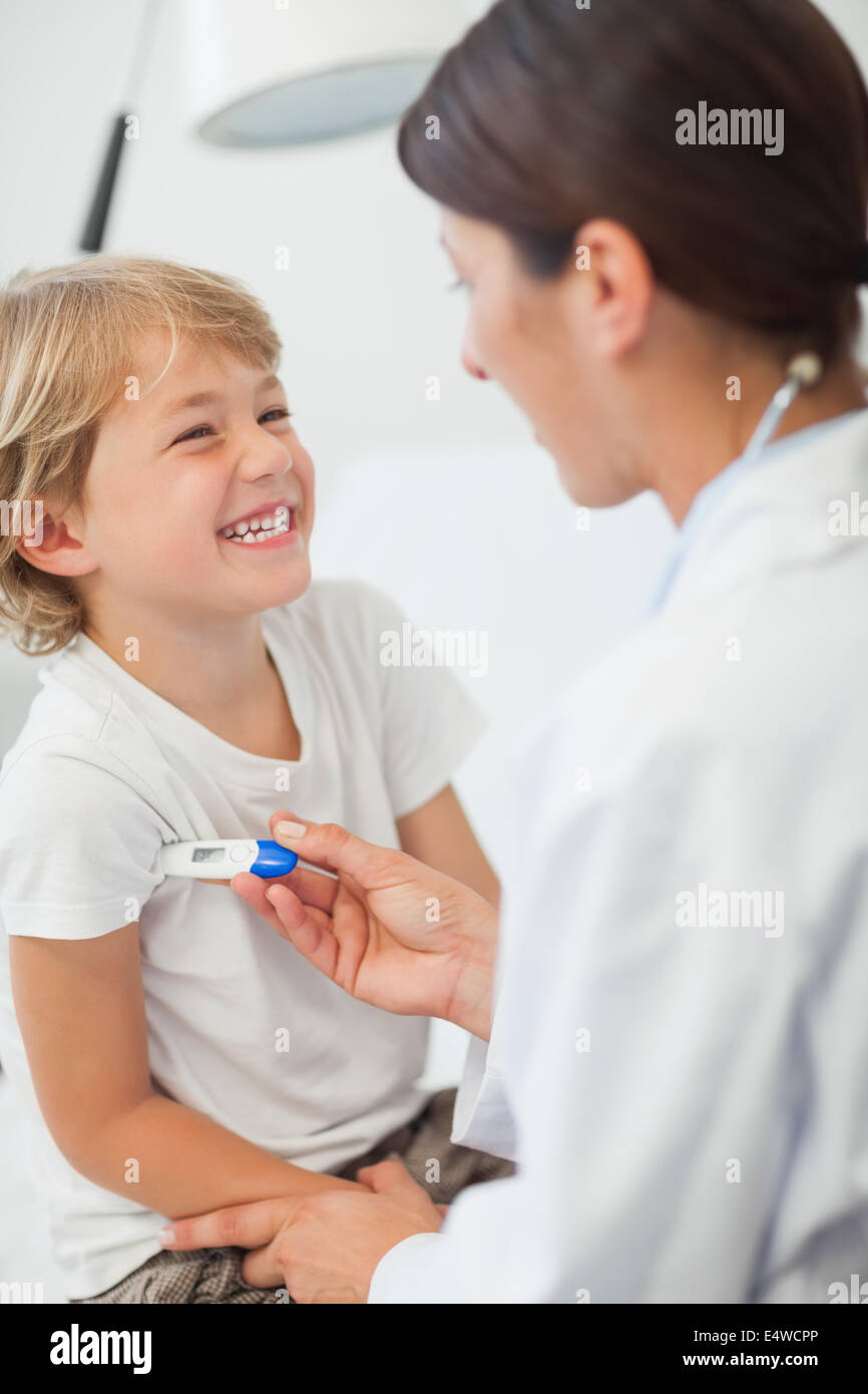 Taking temperature doctor hi-res stock photography and images - Alamy