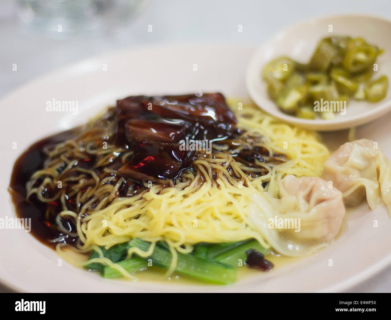 Soy noodle hi-res stock photography and images - Alamy