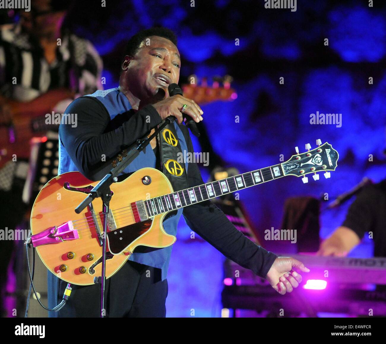 George benson jazz hi-res stock photography and images - Alamy