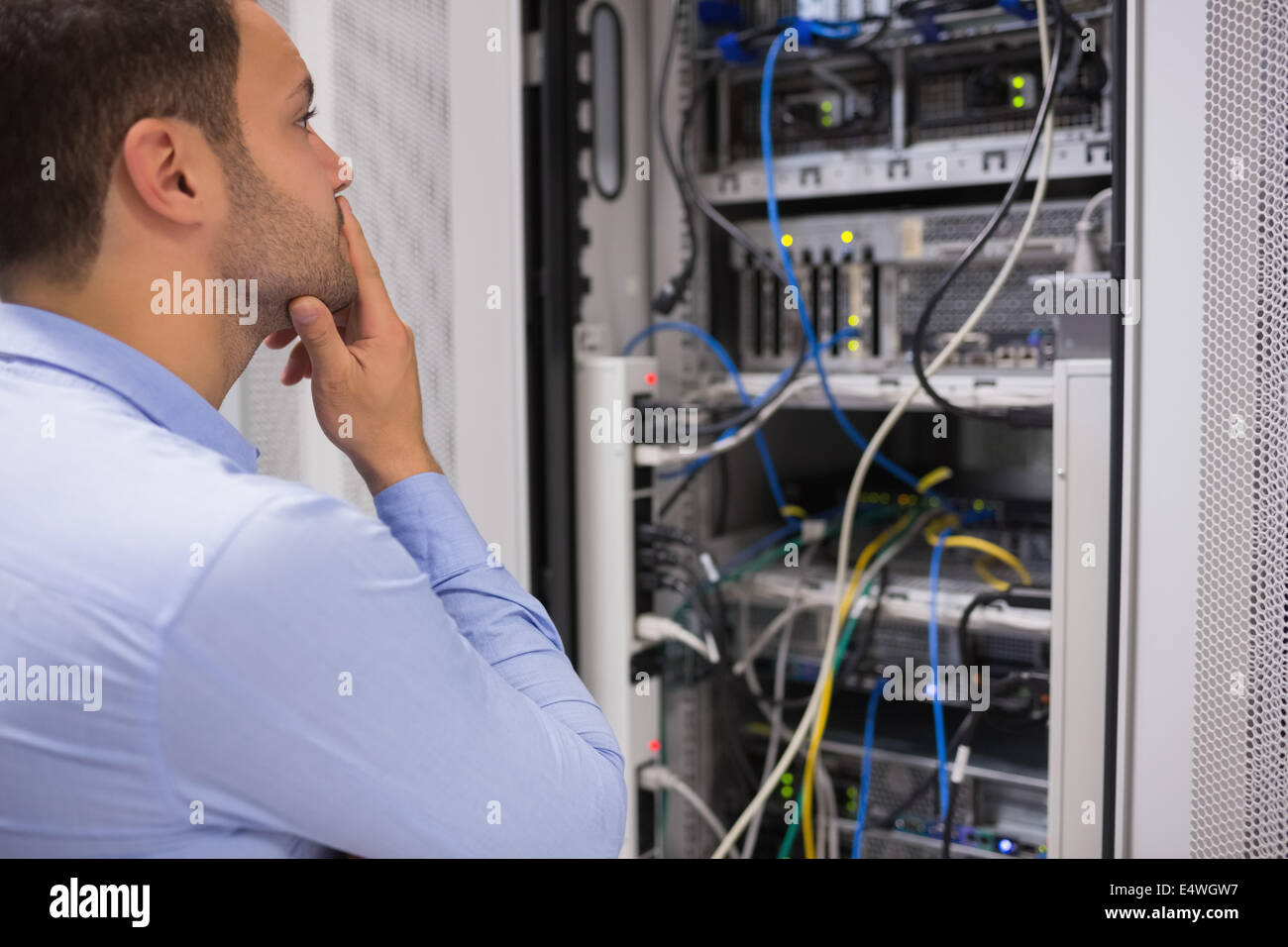 Viewing monitor hi-res stock photography and images - Alamy