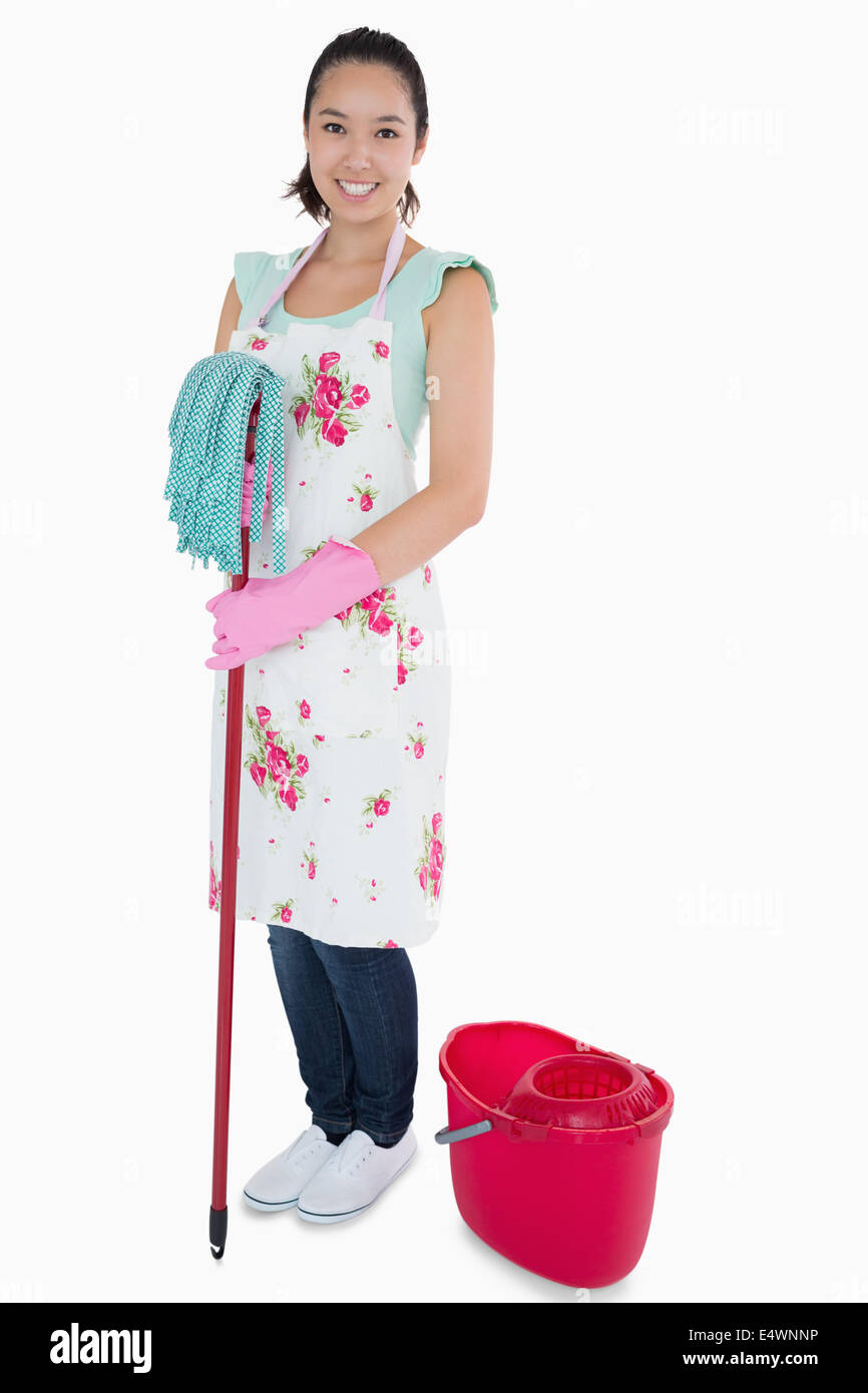 Young brunette woman bucket hi-res stock photography and images - Alamy