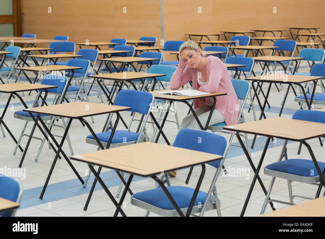 Writing exams hall hi-res stock photography and images - Alamy