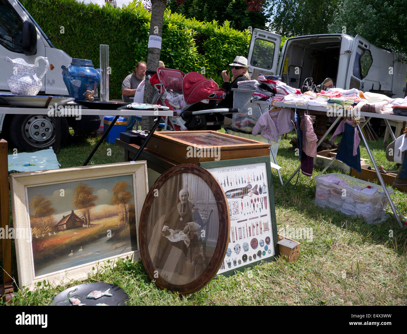 Brocantes are also known as marché des puces (flea market), vide ...
