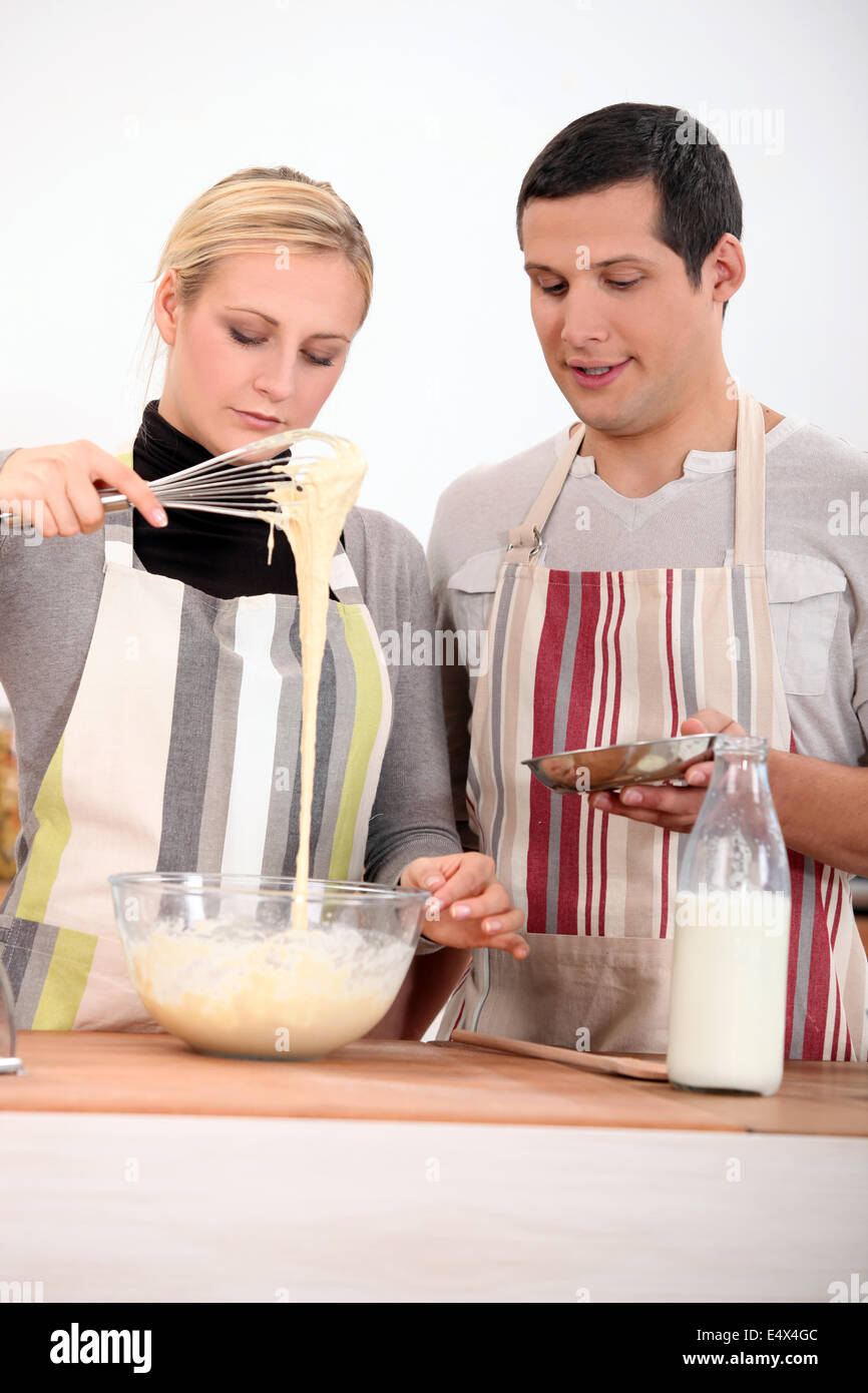 couple cooking together Stock Photo - Alamy