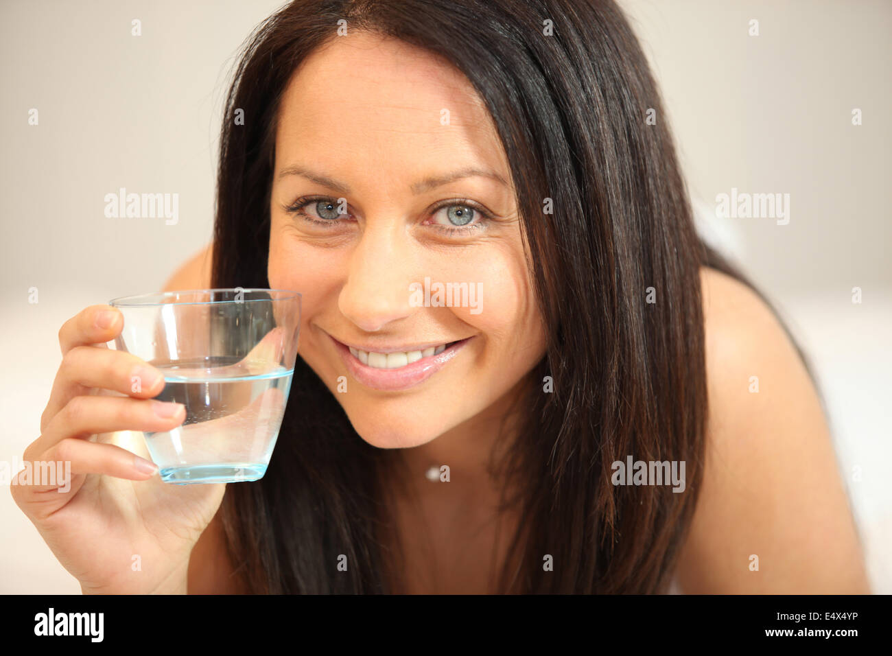 a woman drinking water Stock Photo - Alamy