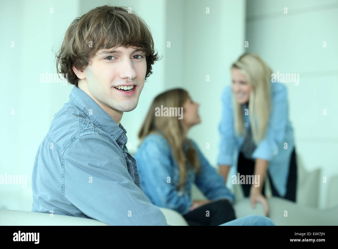 Top teenagers hi-res stock photography and images - Alamy