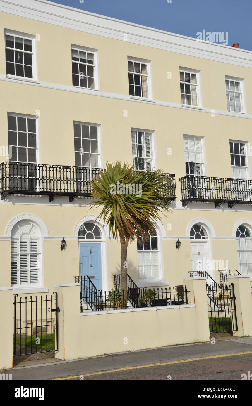 English seaside home balcony hi-res stock photography and images - Alamy