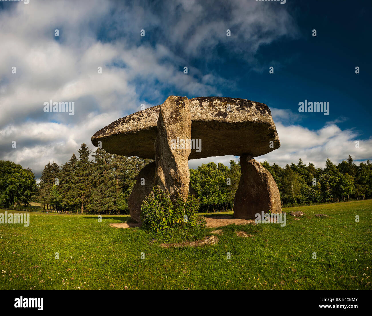 Capstone rock hi-res stock photography and images - Alamy