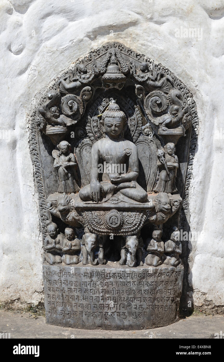 Stone Buddha statue Stock Photo - Alamy